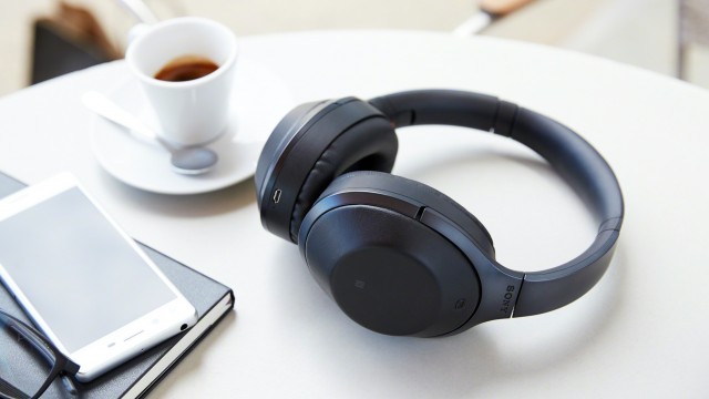 4 Benefits of using Wireless Headsets in Offices - RamblingSoul